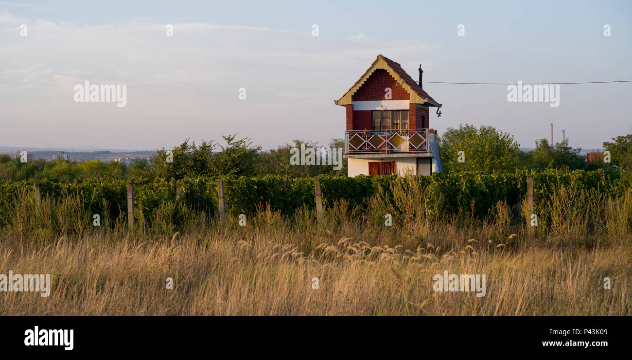 Farmhouse serbia hi-res stock photography and images - Alamy