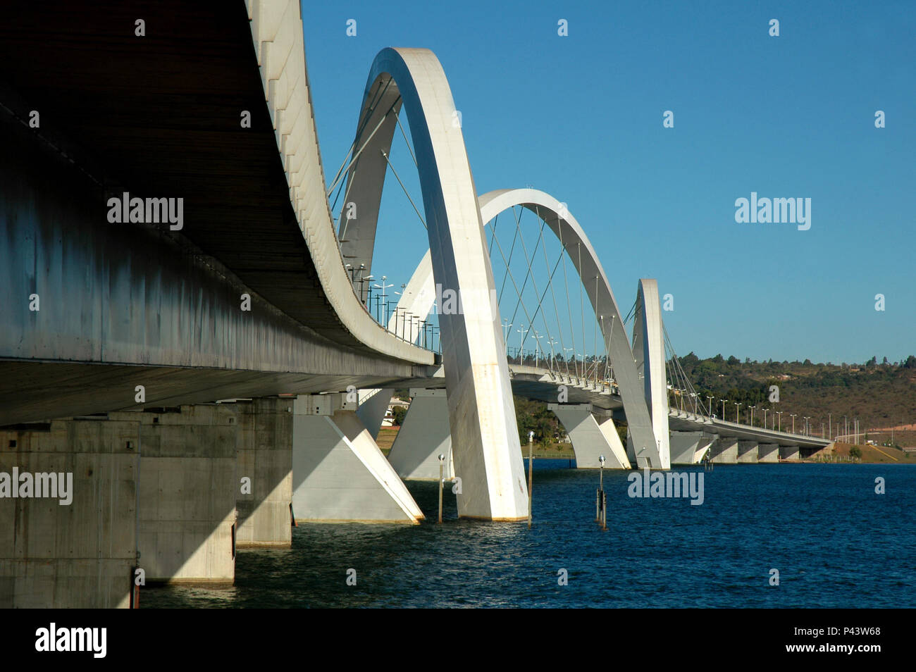Ponte Juscelino Kubitschek Lago ParanoÃ¡ durante Pontos turÃ­sticos de ...