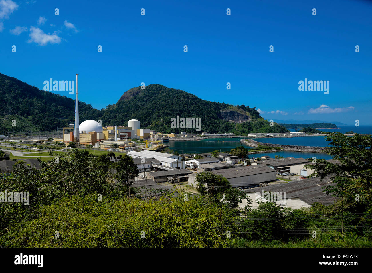 Usina Nuclear Angra dos Reis. Angra 1 e Angra 2. Sede da EletrobrÃ¡s. ParatyRJ. 07 de junho de ...