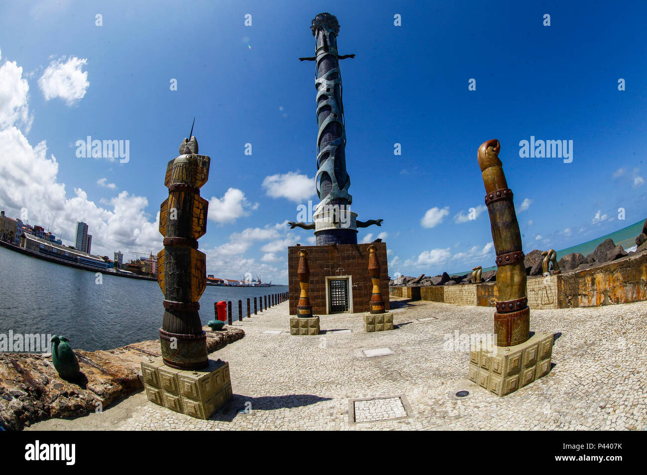 Parque de Esculturas Francisco Brennand. Foto: Carlos Ezequiel Vannoni ...