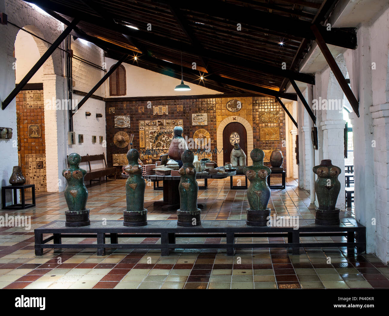 Maior escultor vivo do Brasil, o pernambucano Francisco Brennand tem ...