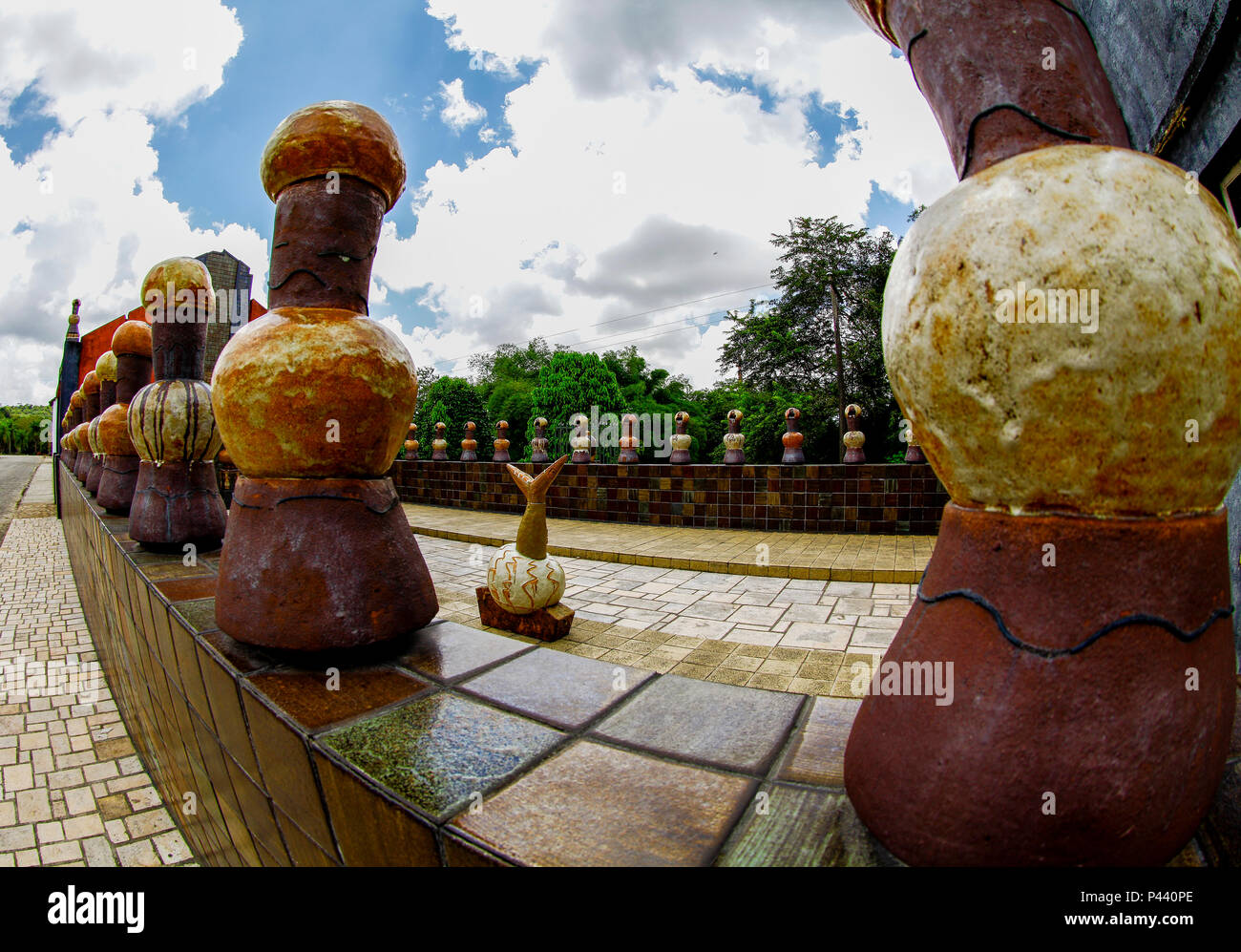 Maior escultor vivo do Brasil, o pernambucano Francisco Brennand tem ...