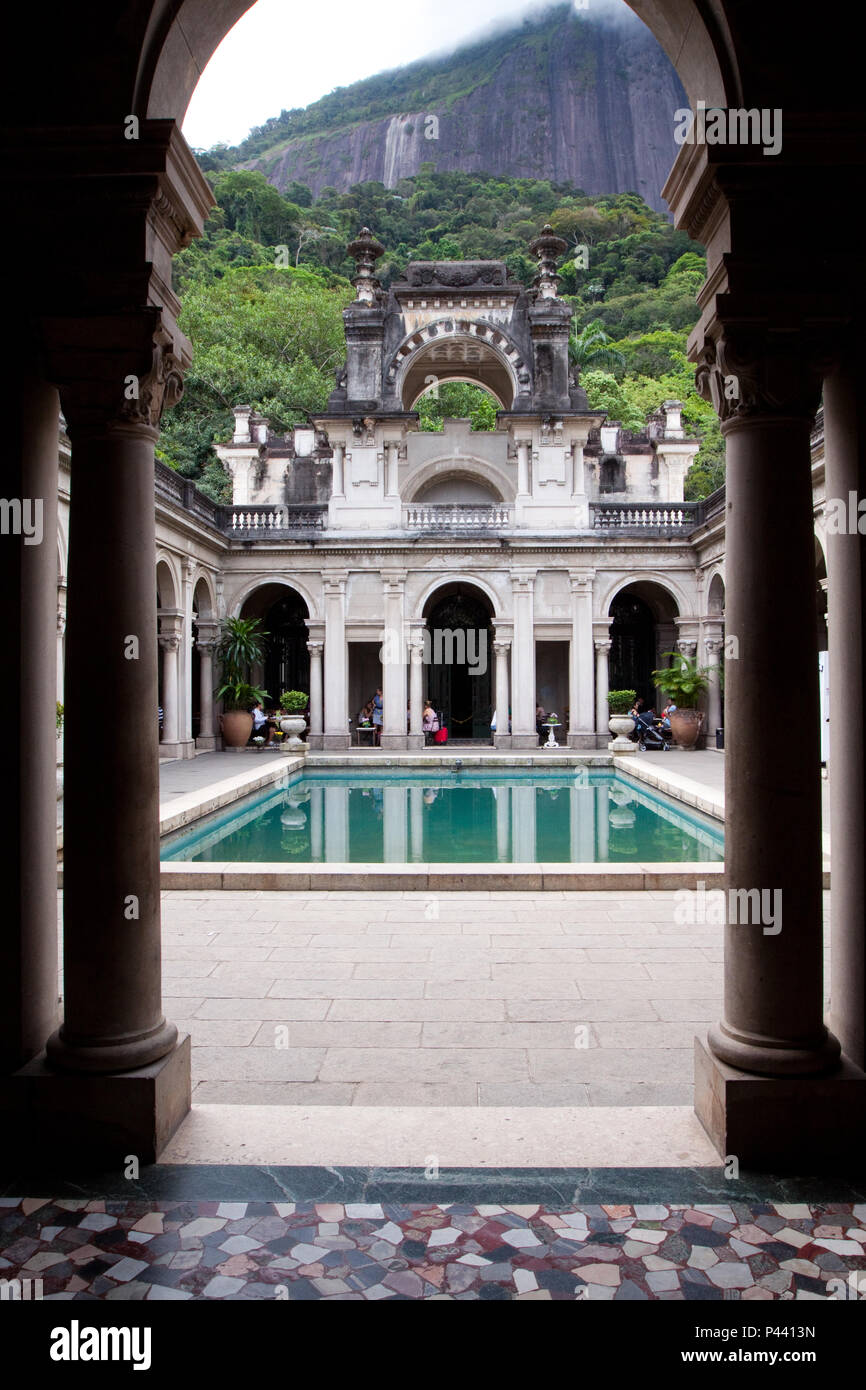 Parque Lage. Rio de Janeiro/ RJ Data: 06/11/2012 Foto: Carol Teresa ...