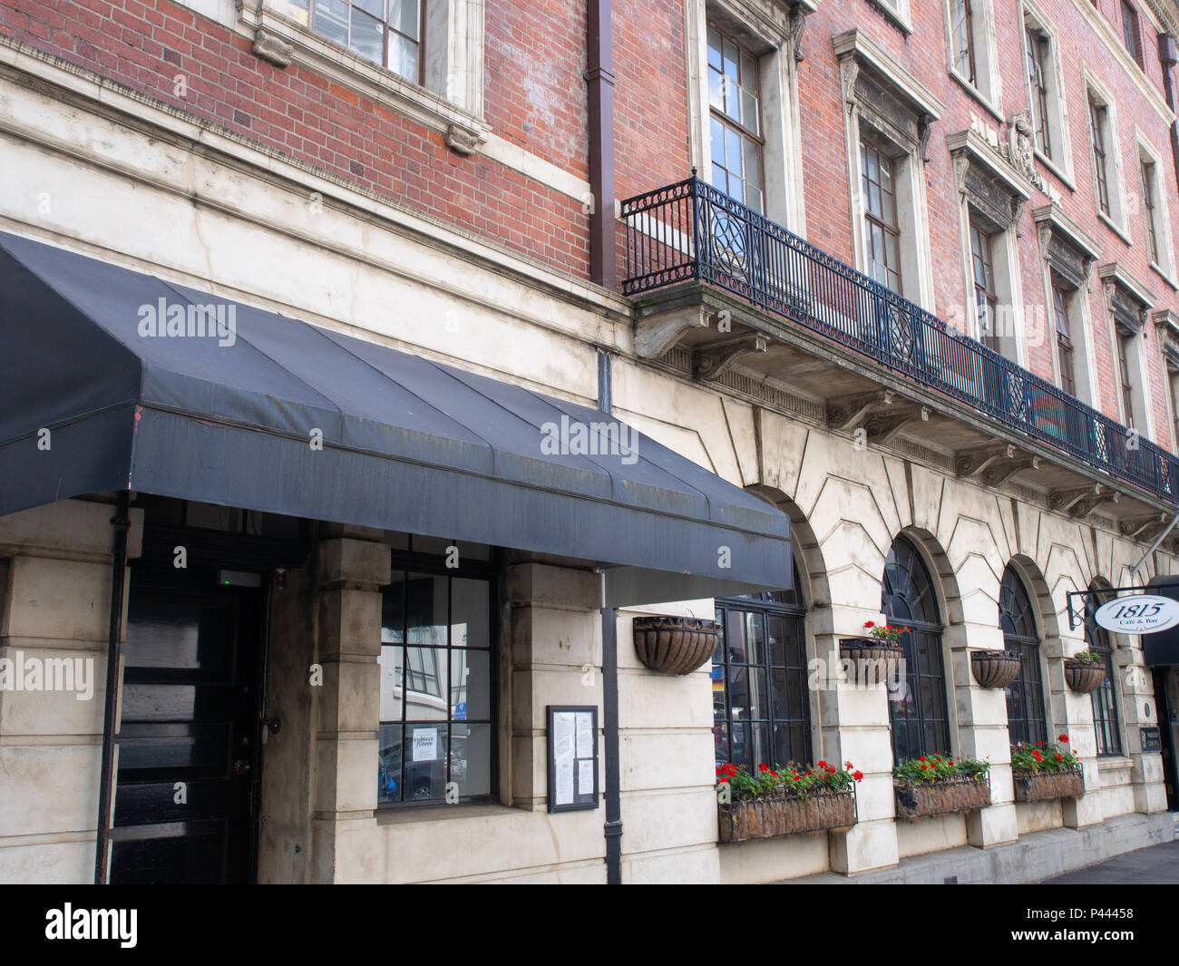 Exterior Of A Historic Hotel In Wellington Stock Photo - Alamy