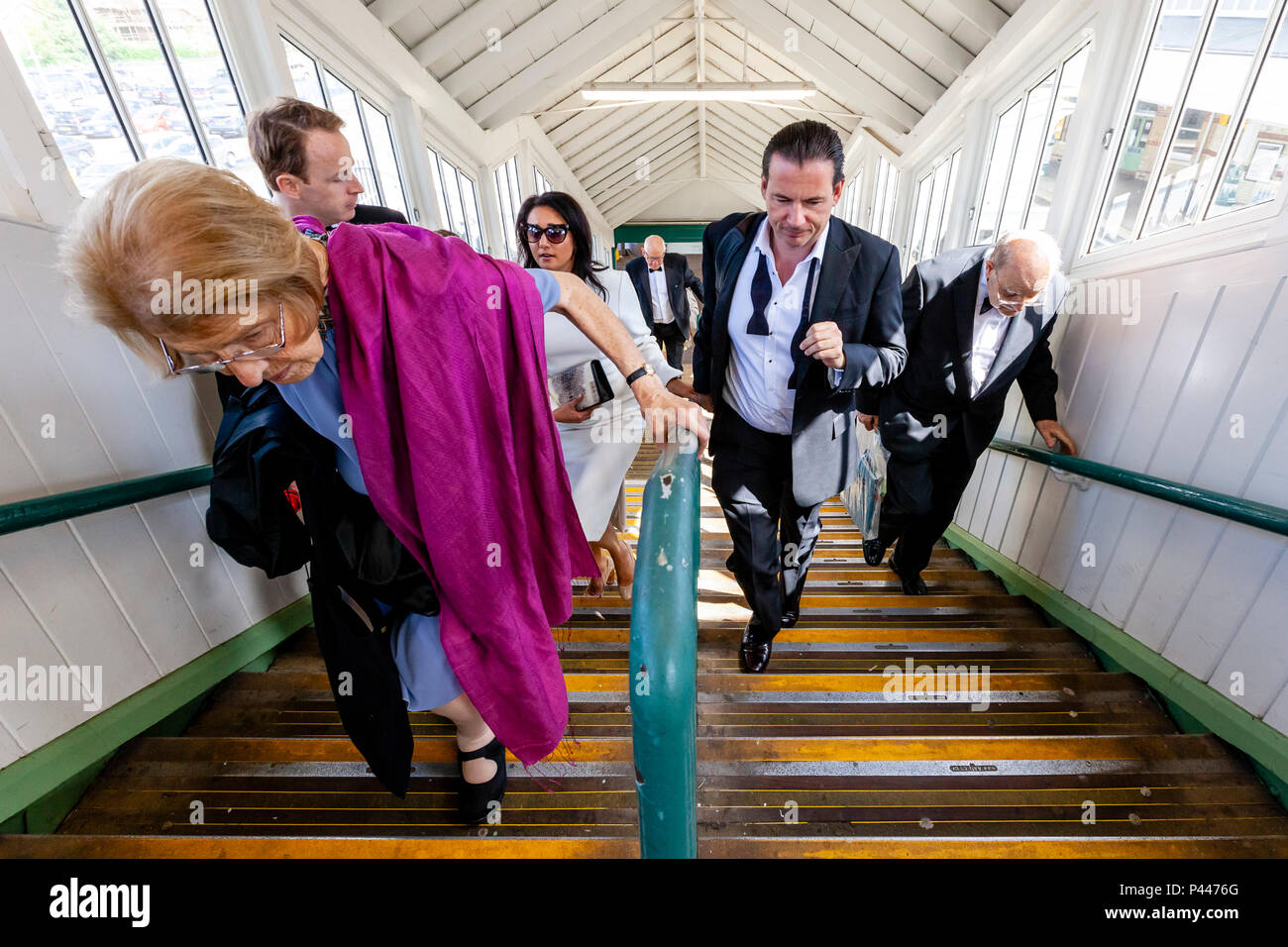 Glyndebourne opera house hi-res stock photography and images - Alamy