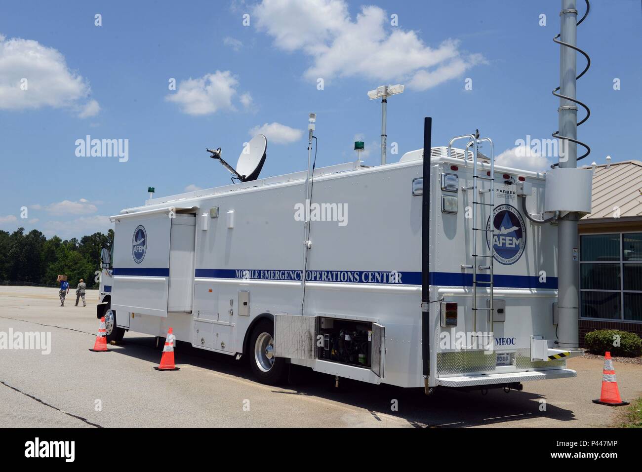 The 78th Air Base Wing Mobile Emergency Operations Center provides ...