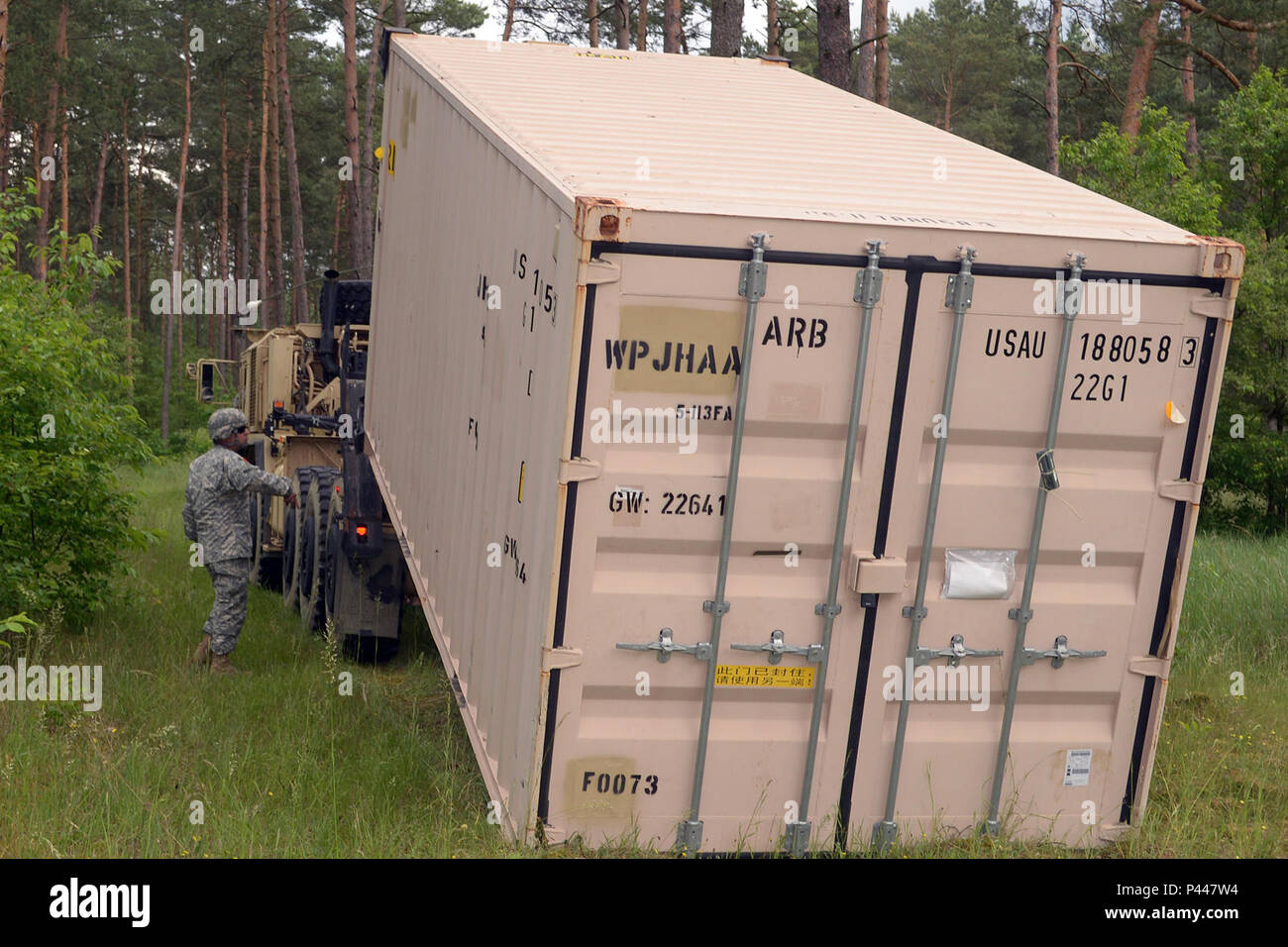 U.S. Army Staff Sgt. Thomas Easter, 5th Battalion, 113th Field ...
