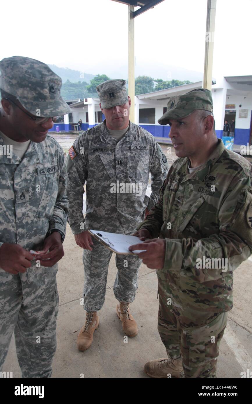 U.S. Army soldiers Staff Sgt. Frank Johnson (left), Sgt. 1st. Class ...