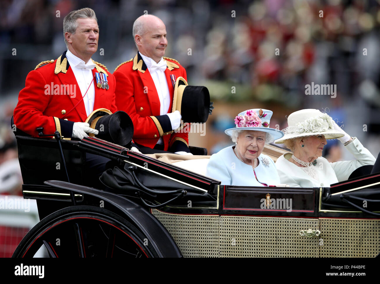 Queen Elizabeth II and Princess Alexandra, The Honourable Lady Ogilvy ...