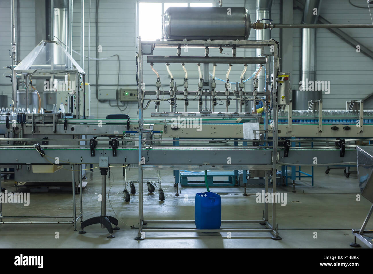 Water factory - Water bottling line for processing and bottling pure ...