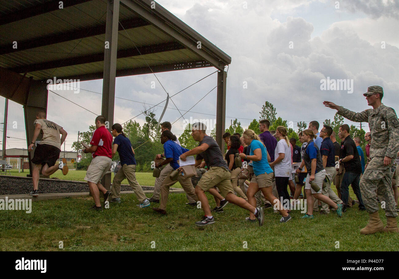 Cadet initial entry training hi-res stock photography and images - Alamy