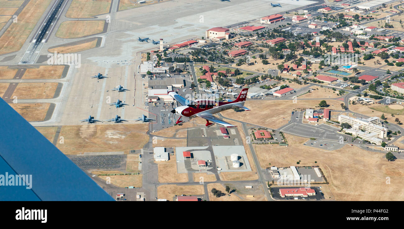 Alex Di Sessa, a pilot from Sunnyvale, Calif., flies his Cirrus SR-22T ...