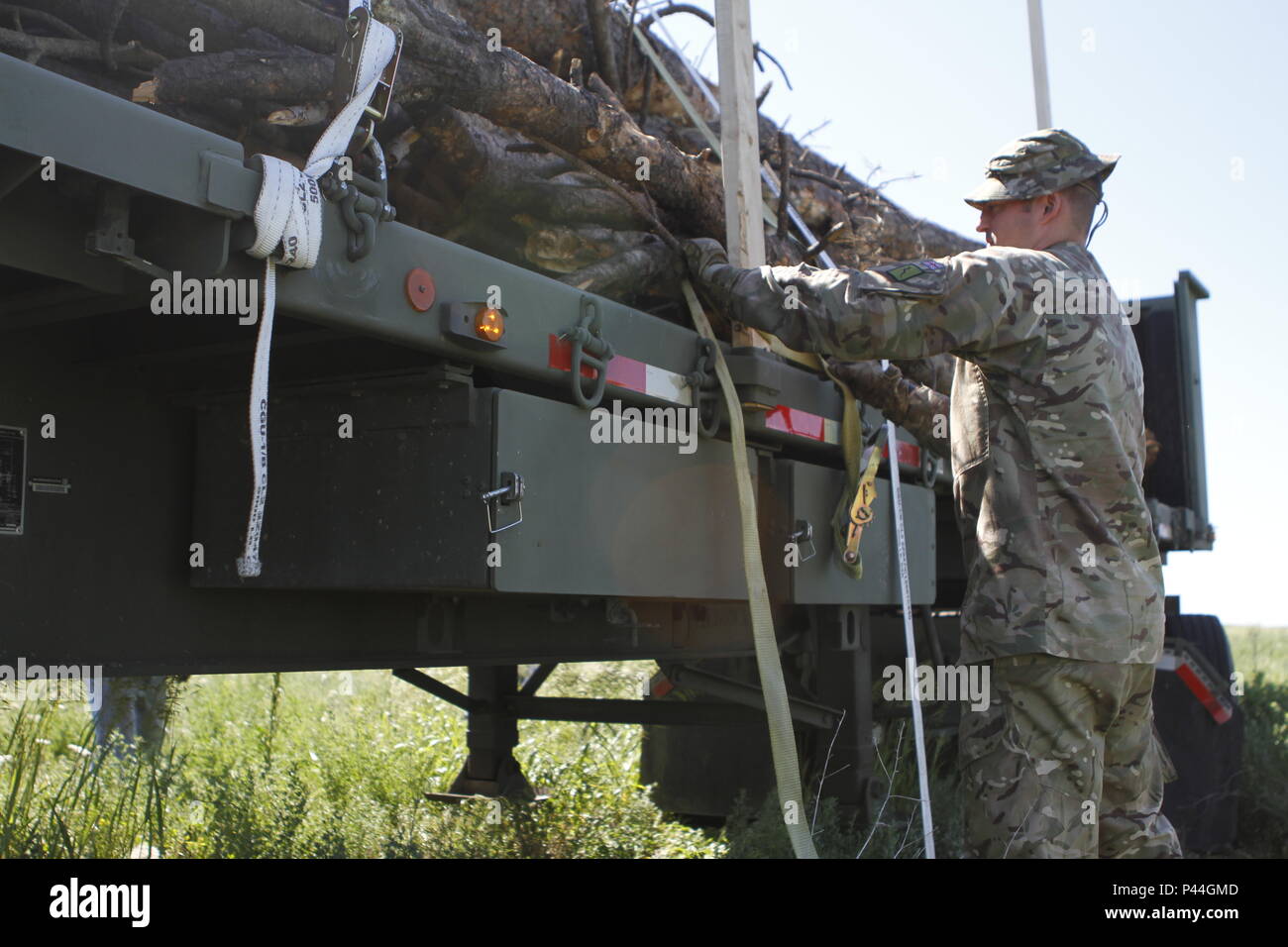 U.K. Soldier Cpl. David Fraser of the 154th Scottish Regiment, Royal ...