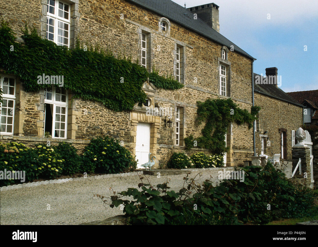 Traditional normandy stone houses hi-res stock photography and images ...