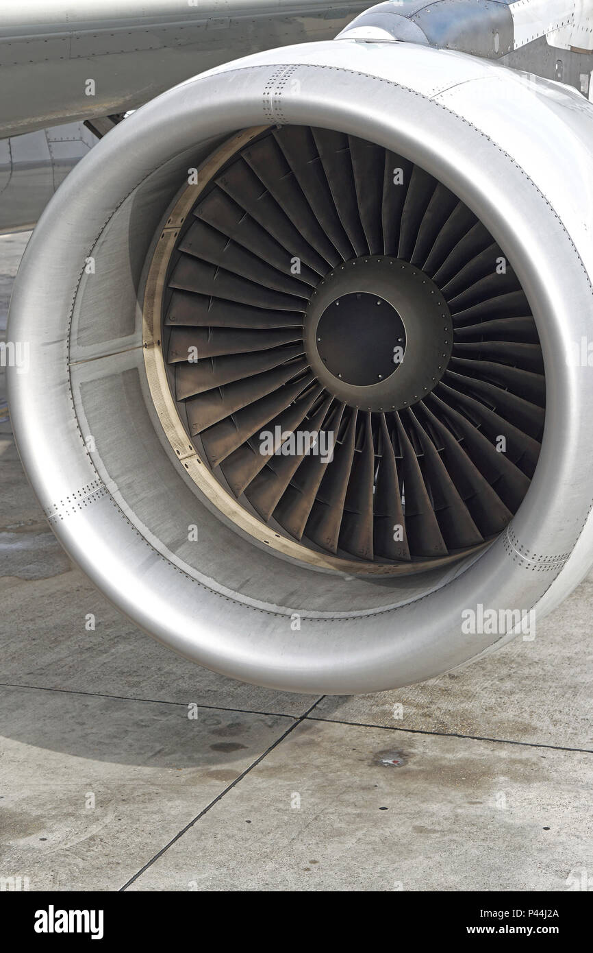 Close up shot of big jet engine fan box Stock Photo - Alamy