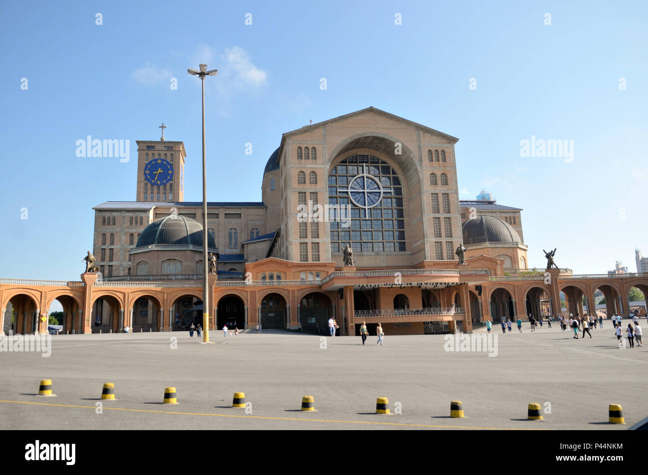 Santuário Nacional de Nossa Senhora Aparecida - Cidade de Aparecida ...