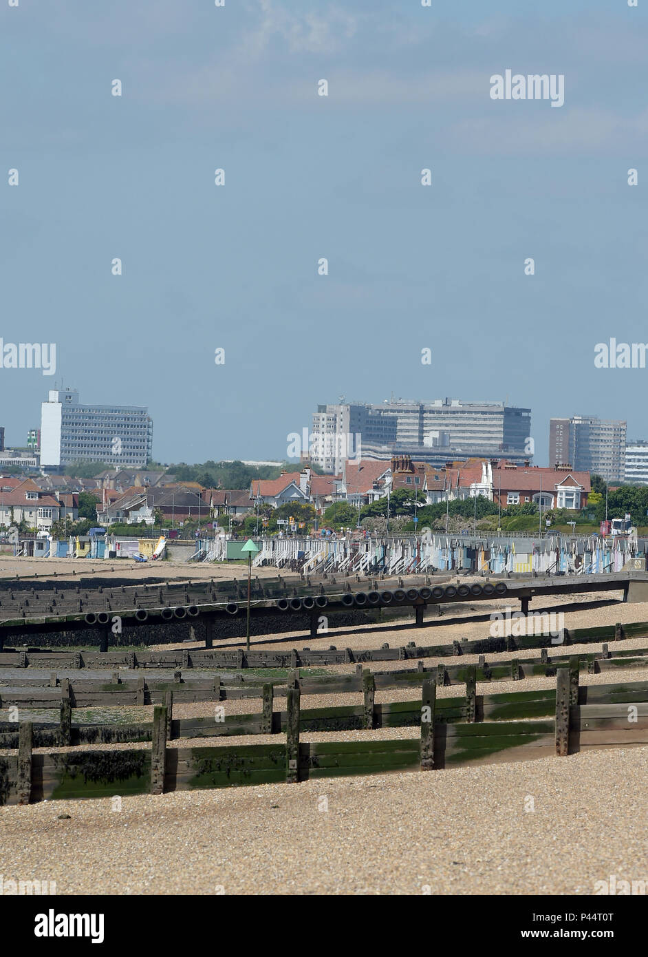Southend pier beach huts hi-res stock photography and images - Alamy