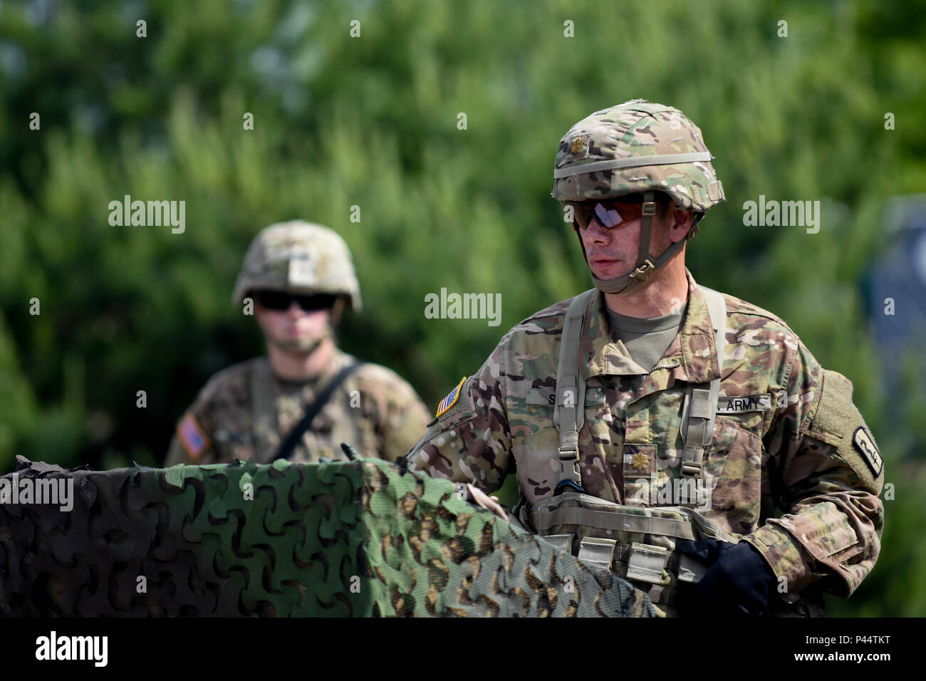 Combat operational stress control hi-res stock photography and images ...