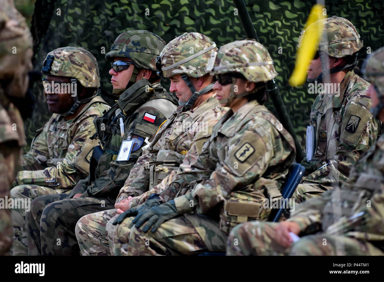 Combat operational stress control hi-res stock photography and images ...