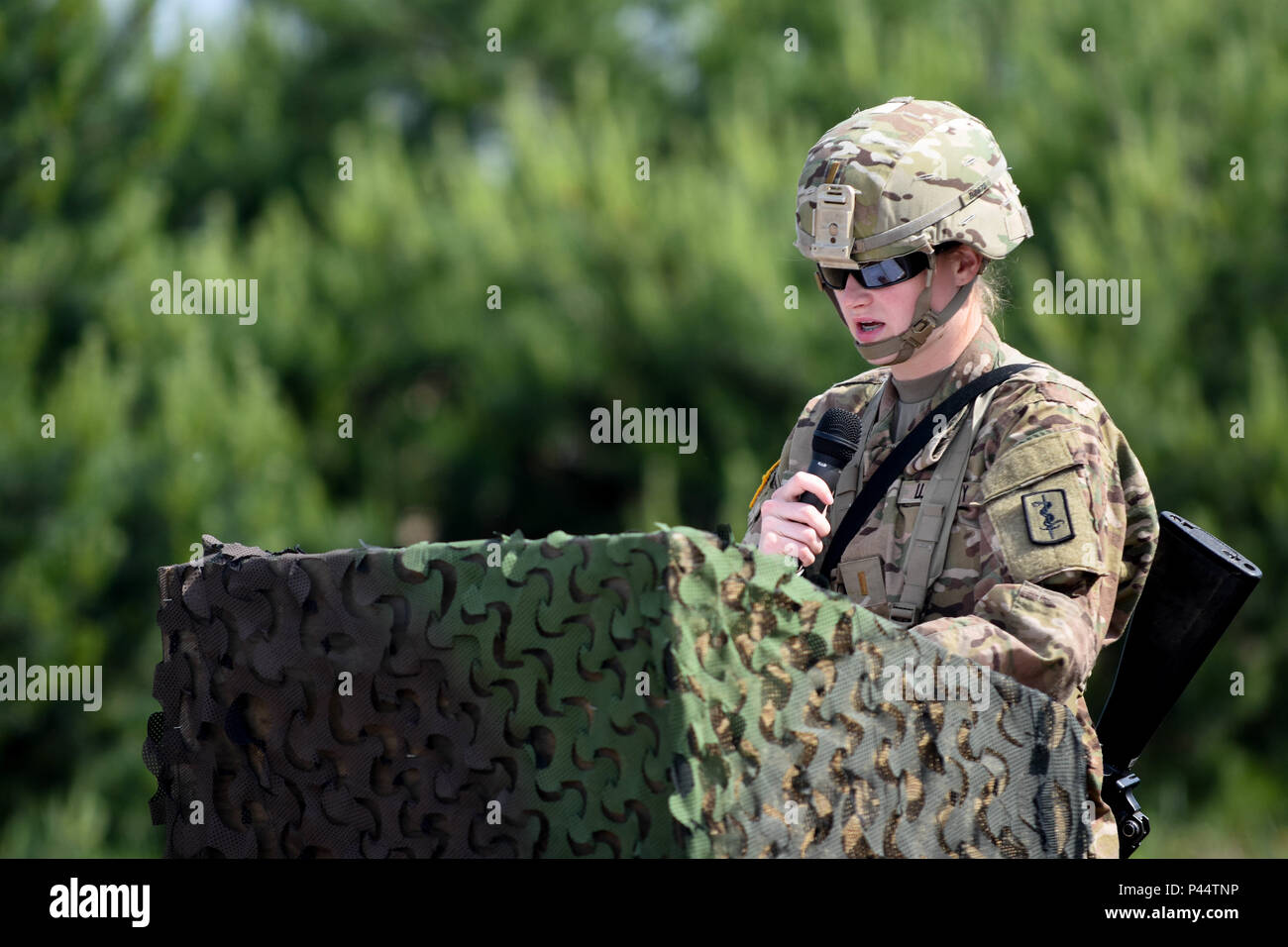 421st Medical Battalion (Multifuntional) conducts a Relinquishment of ...