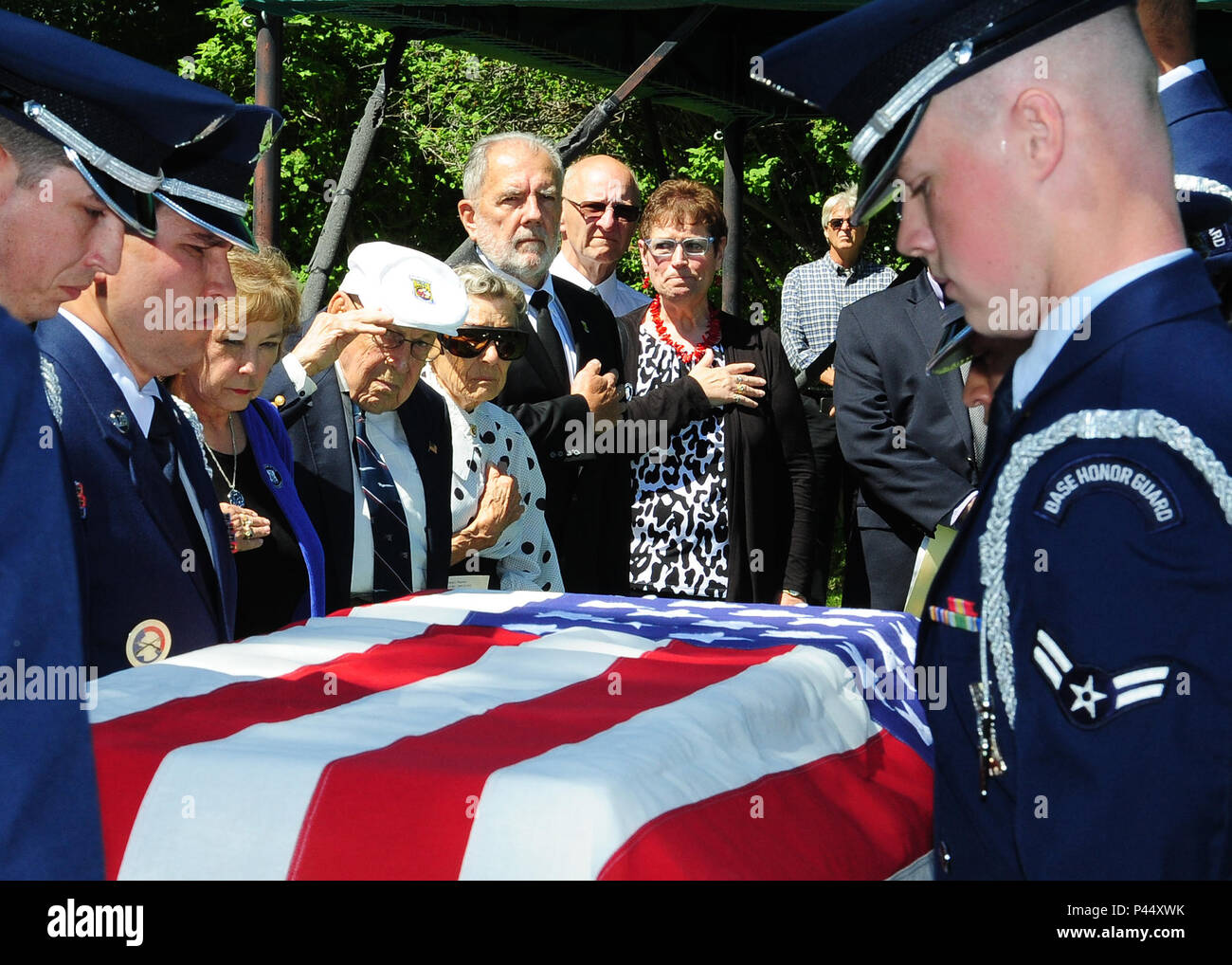Retired Lt. Col. Richard Cole, the last surviving Doolittle Raider ...