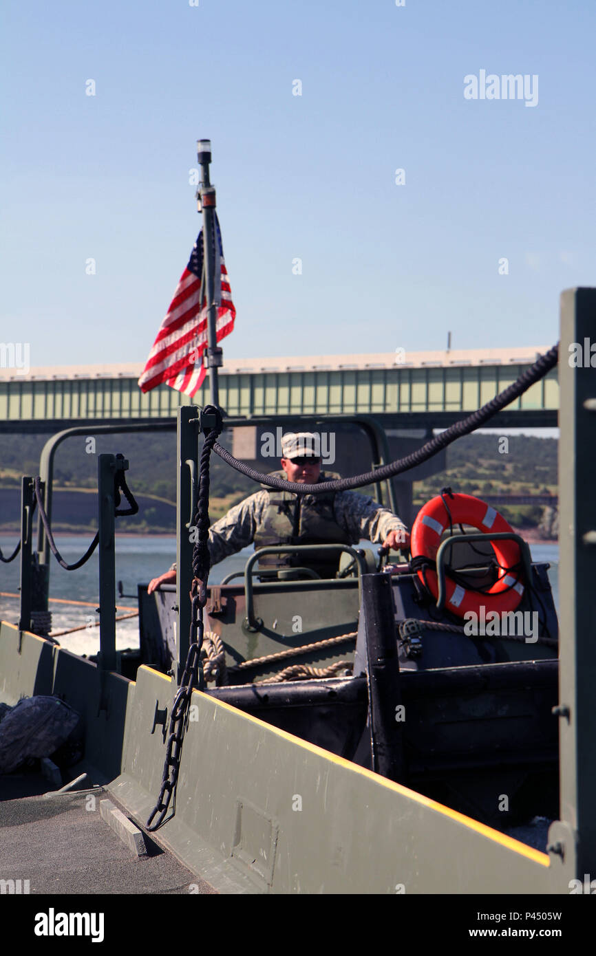 200th engineer company hi-res stock photography and images - Alamy