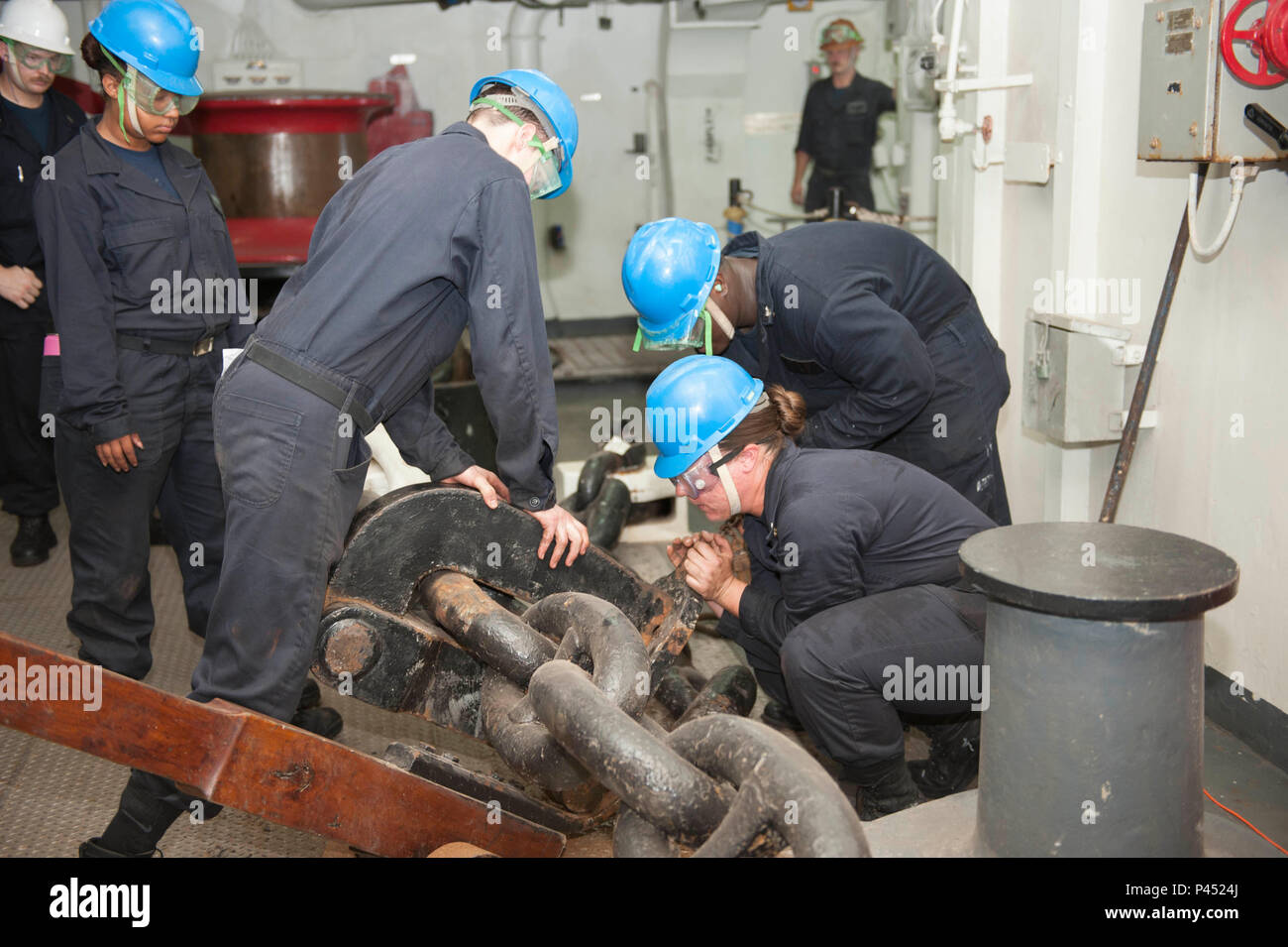 Anchor hawse pipe hi-res stock photography and images - Alamy