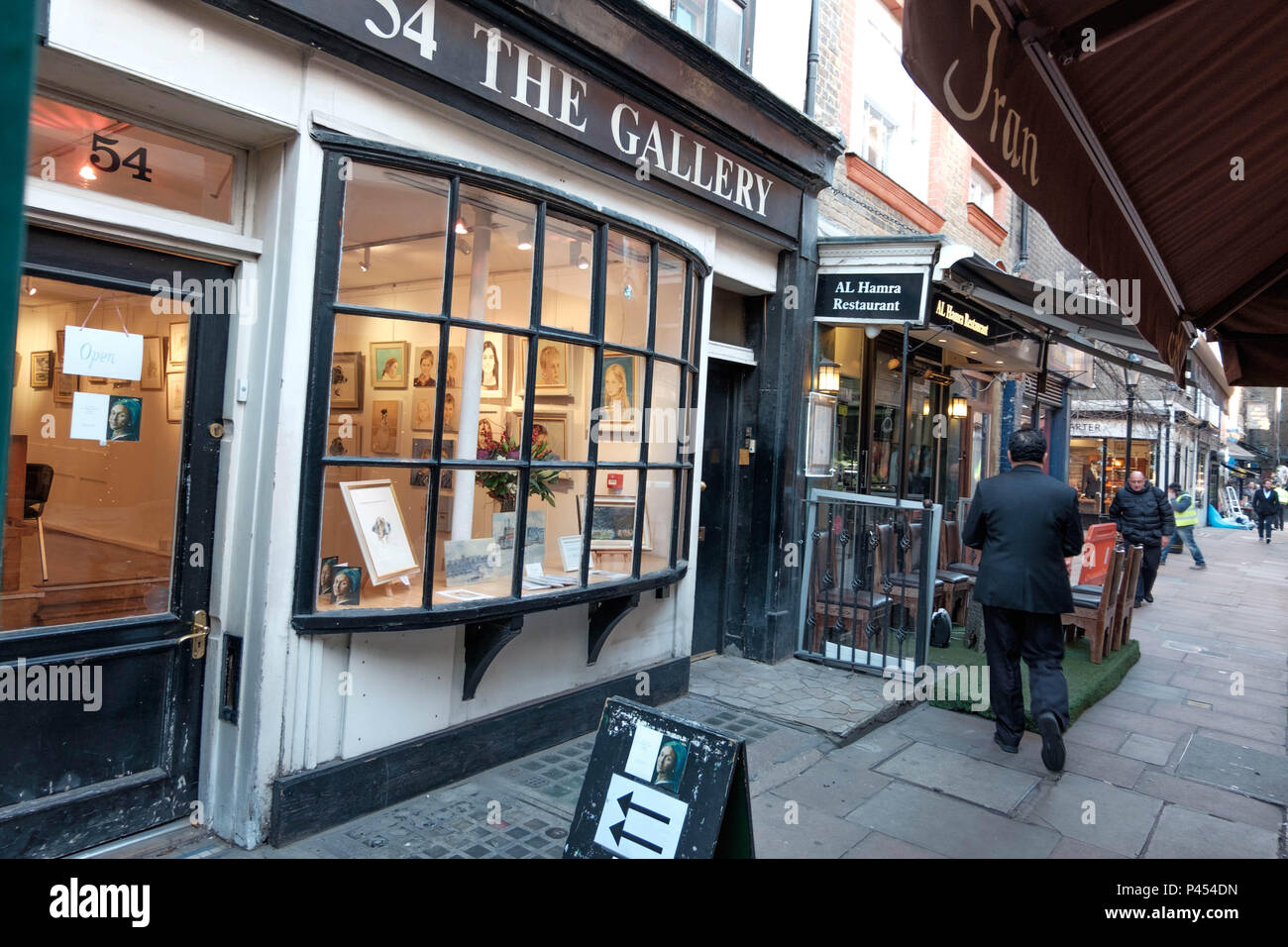 Mayfair alley hi-res stock photography and images - Alamy