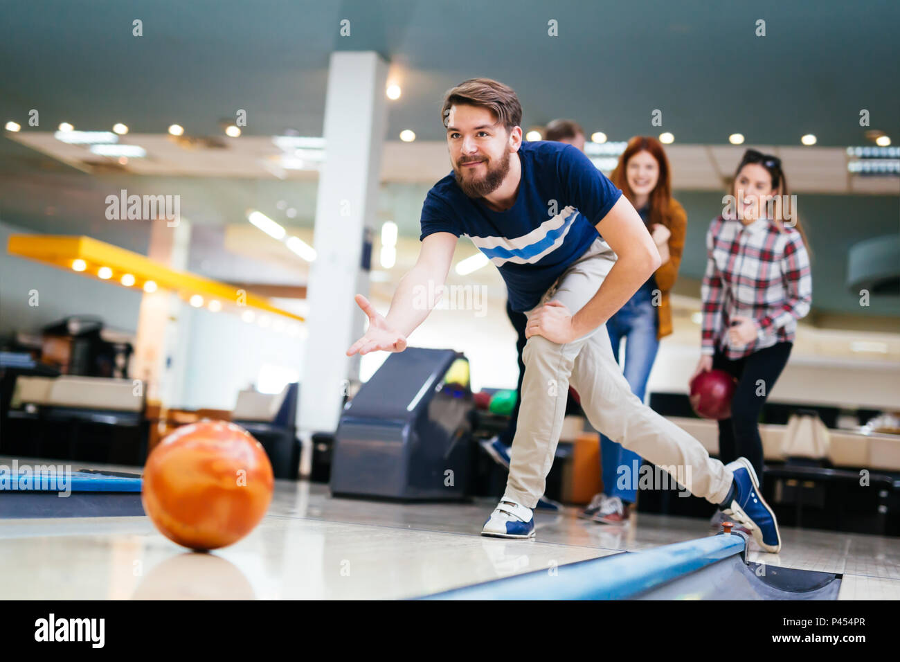 Ten pin bowling hi-res stock photography and images - Alamy