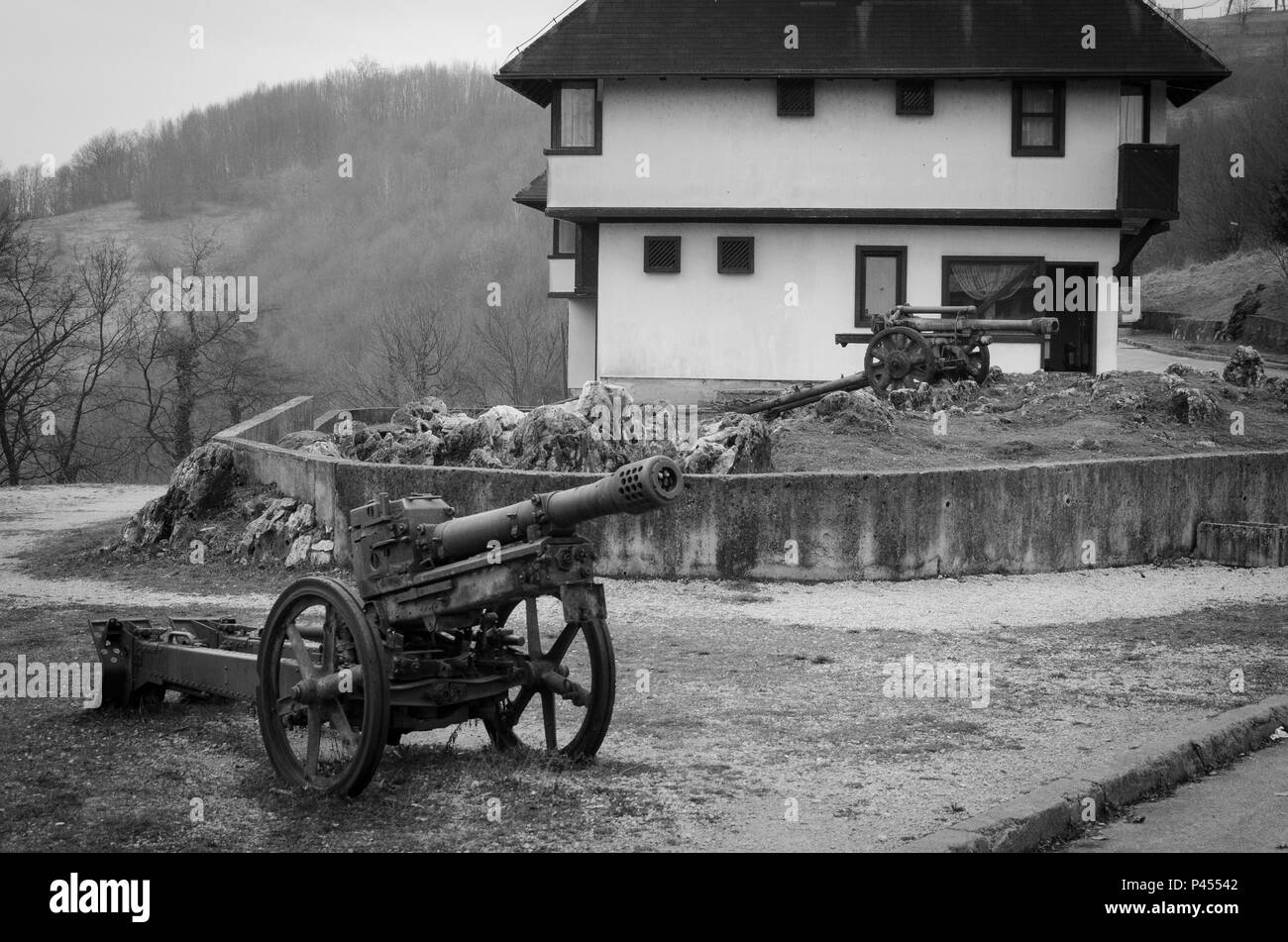 Bosnian war Black and White Stock Photos & Images - Alamy