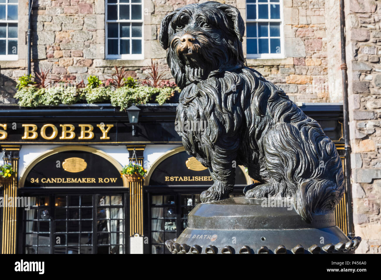 Great Britain, Scotland, Edinburgh, Statue of Greyfriars Bobby Stock ...