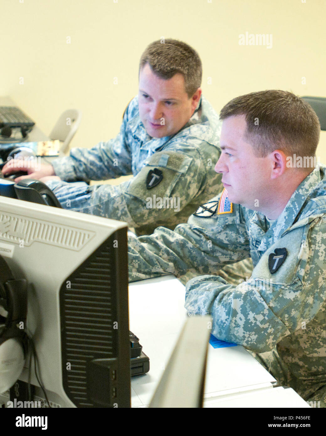 Soldiers from the 36th Infantry Division, Texas Army National Guard ...