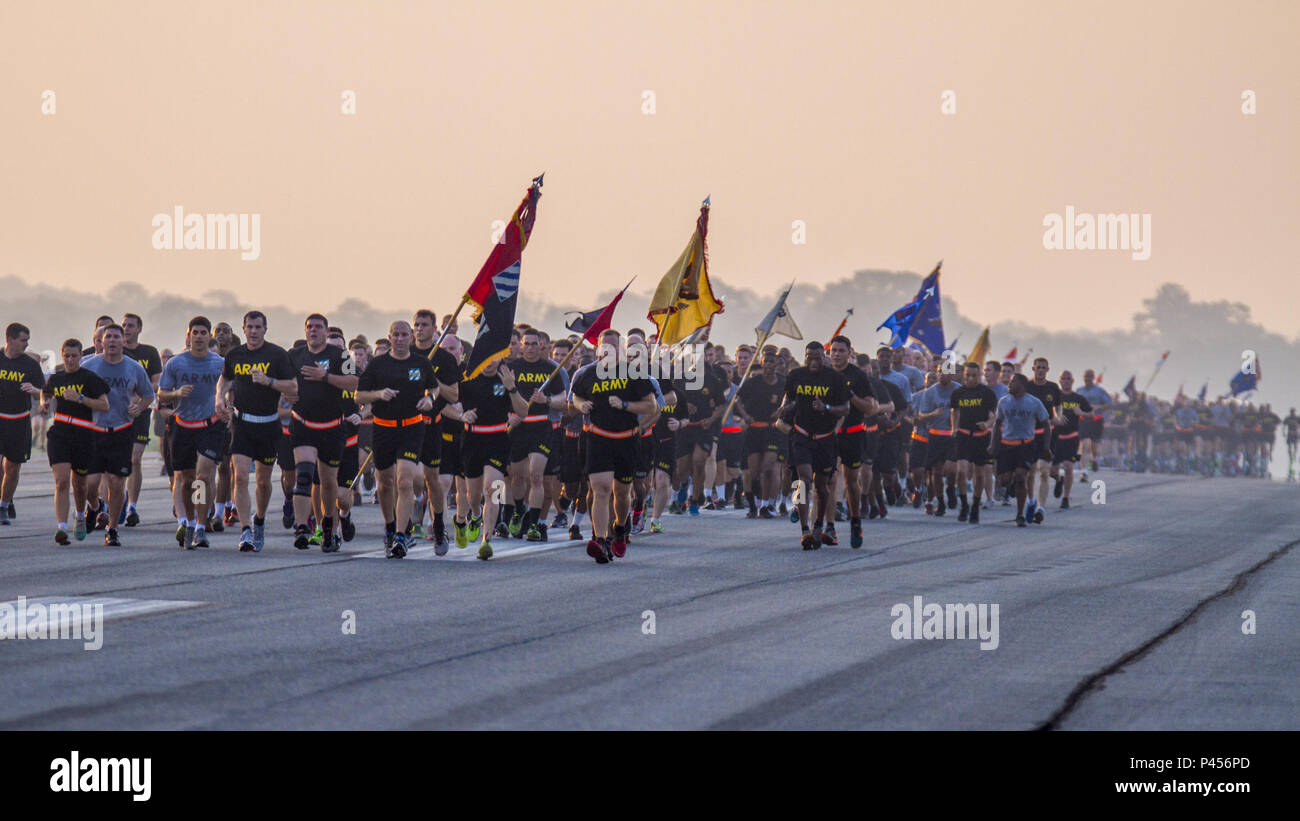 Soldiers from 3rd Combat Aviation Brigade, 3rd Infantry Division earn ...