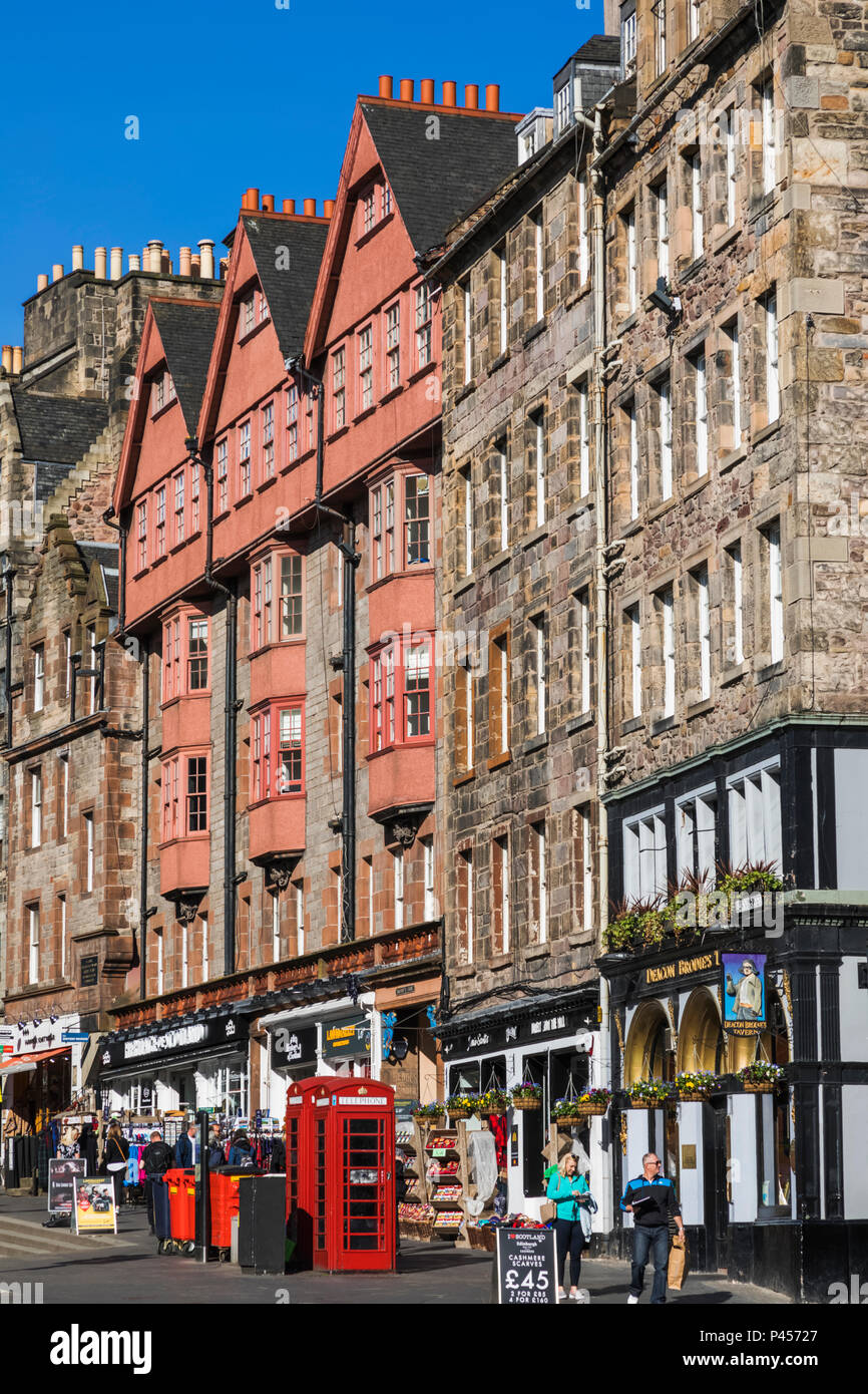 Great Britain, Scotland, Edinburgh, Shops on The Royal Mile Stock Photo ...