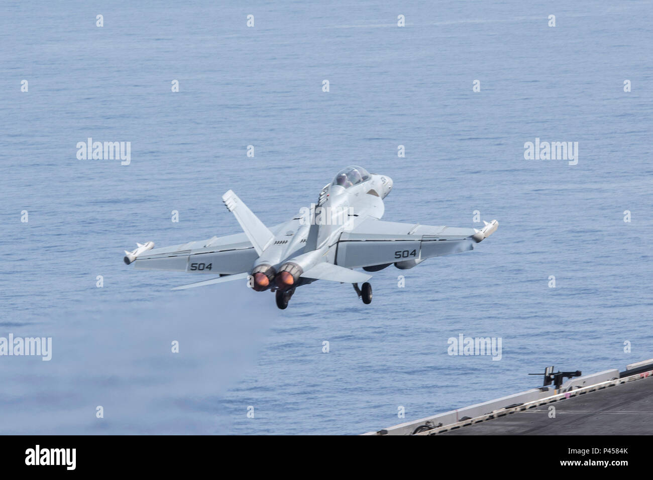 160614-N-DZ642-038 MEDITERRANEAN SEA (June 14, 2016) An EA-18G Growler ...