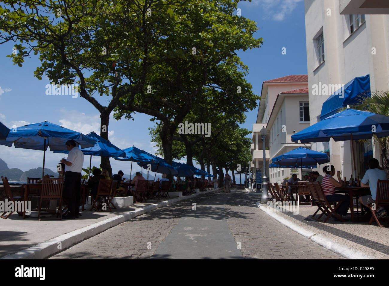 Forte de Copacabana. CafÃ© Colombo. Data 07/11/2012 Foto: Carol Teresa ...