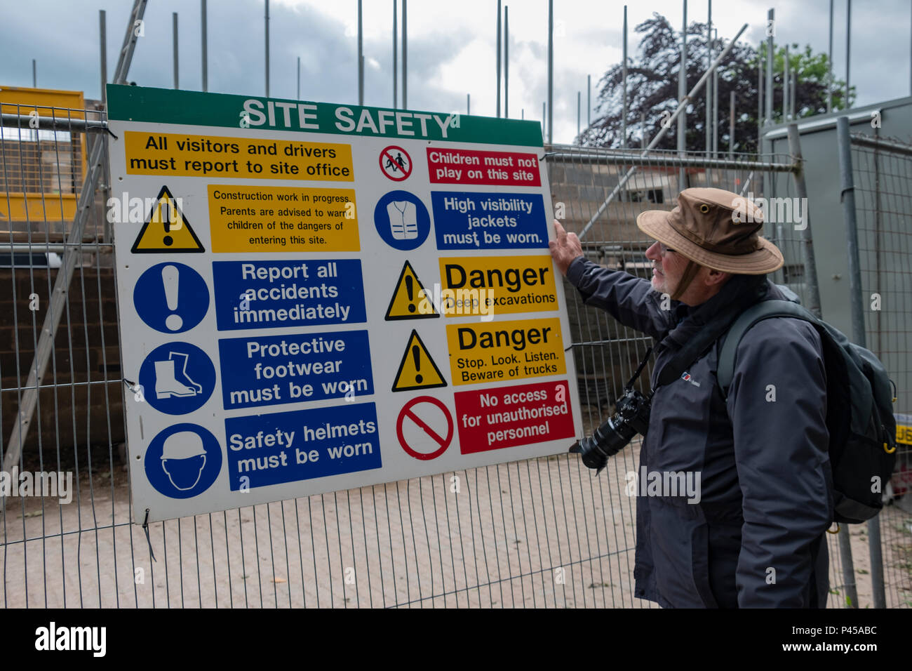 Health and Safety Boards Stock Photo - Alamy