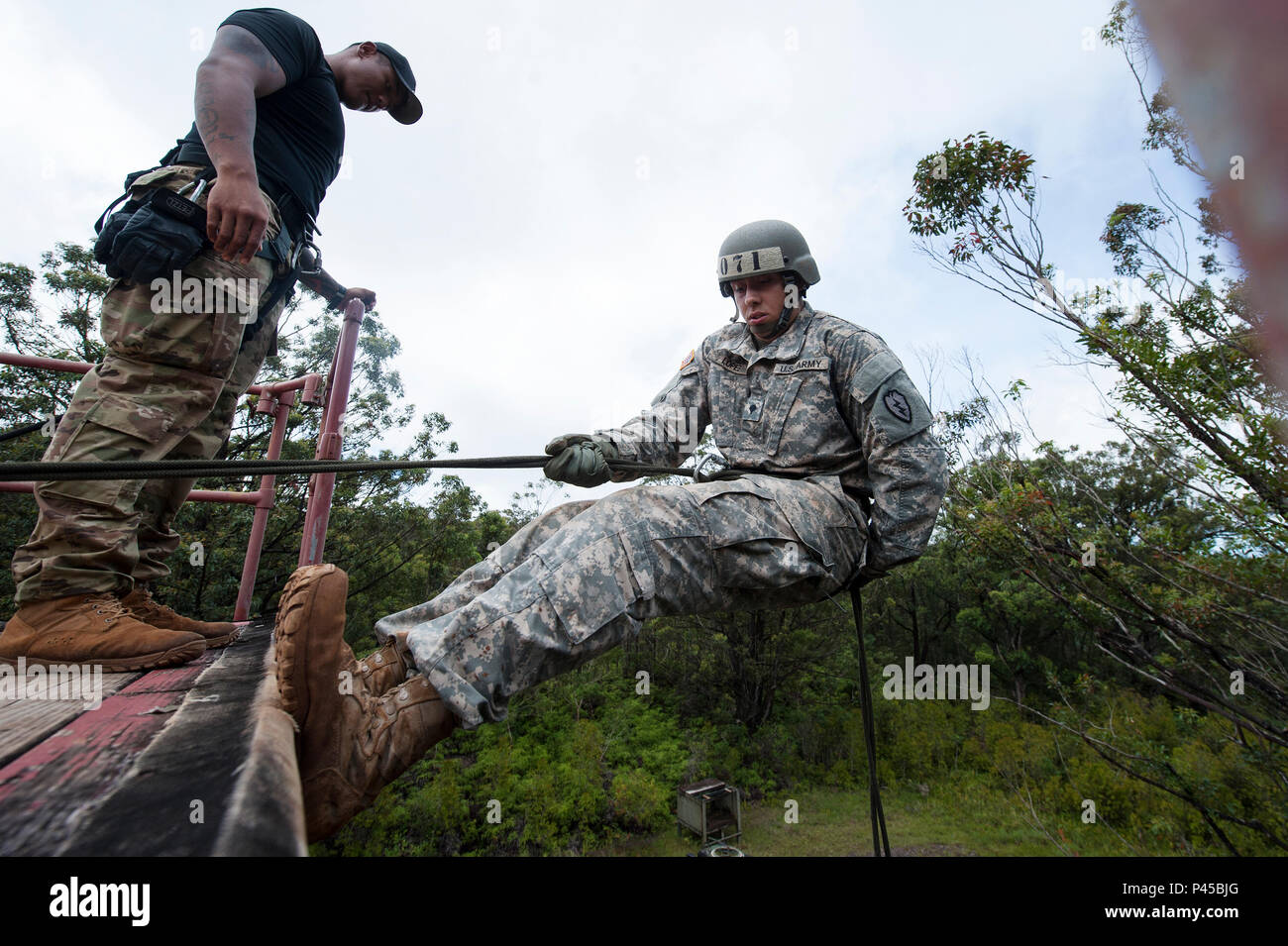 Lightning academy air assault school hi-res stock photography and ...