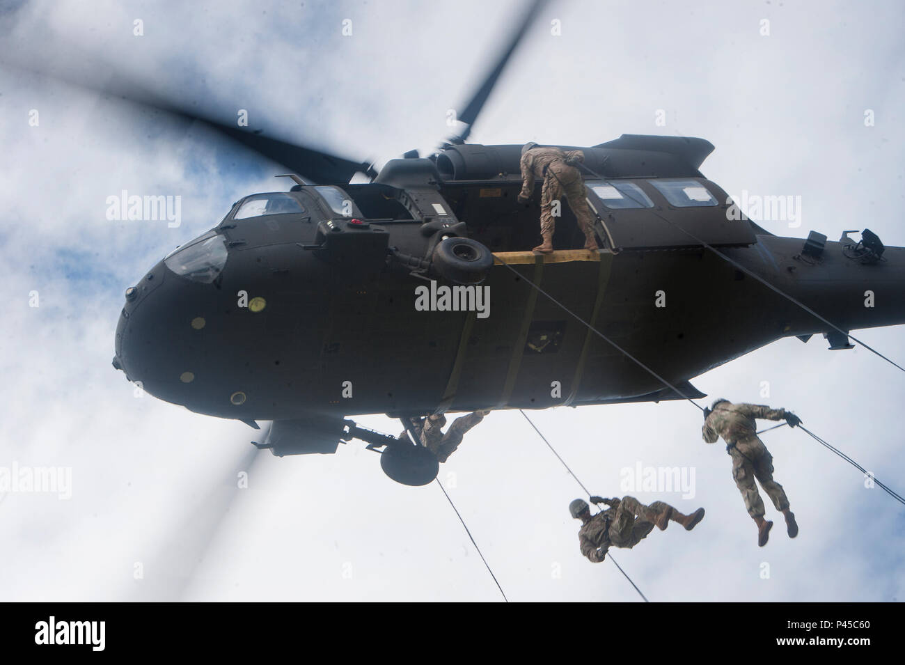 Lightning academy air assault school hi-res stock photography and ...
