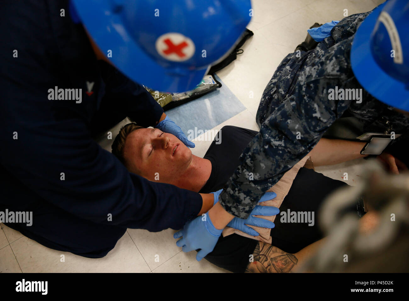 Hospital gunshot victim hi-res stock photography and images - Alamy