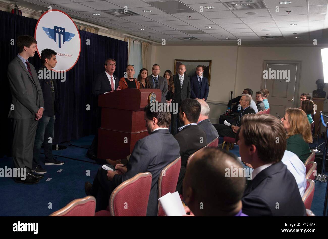 Hack the pentagon hi-res stock photography and images - Alamy
