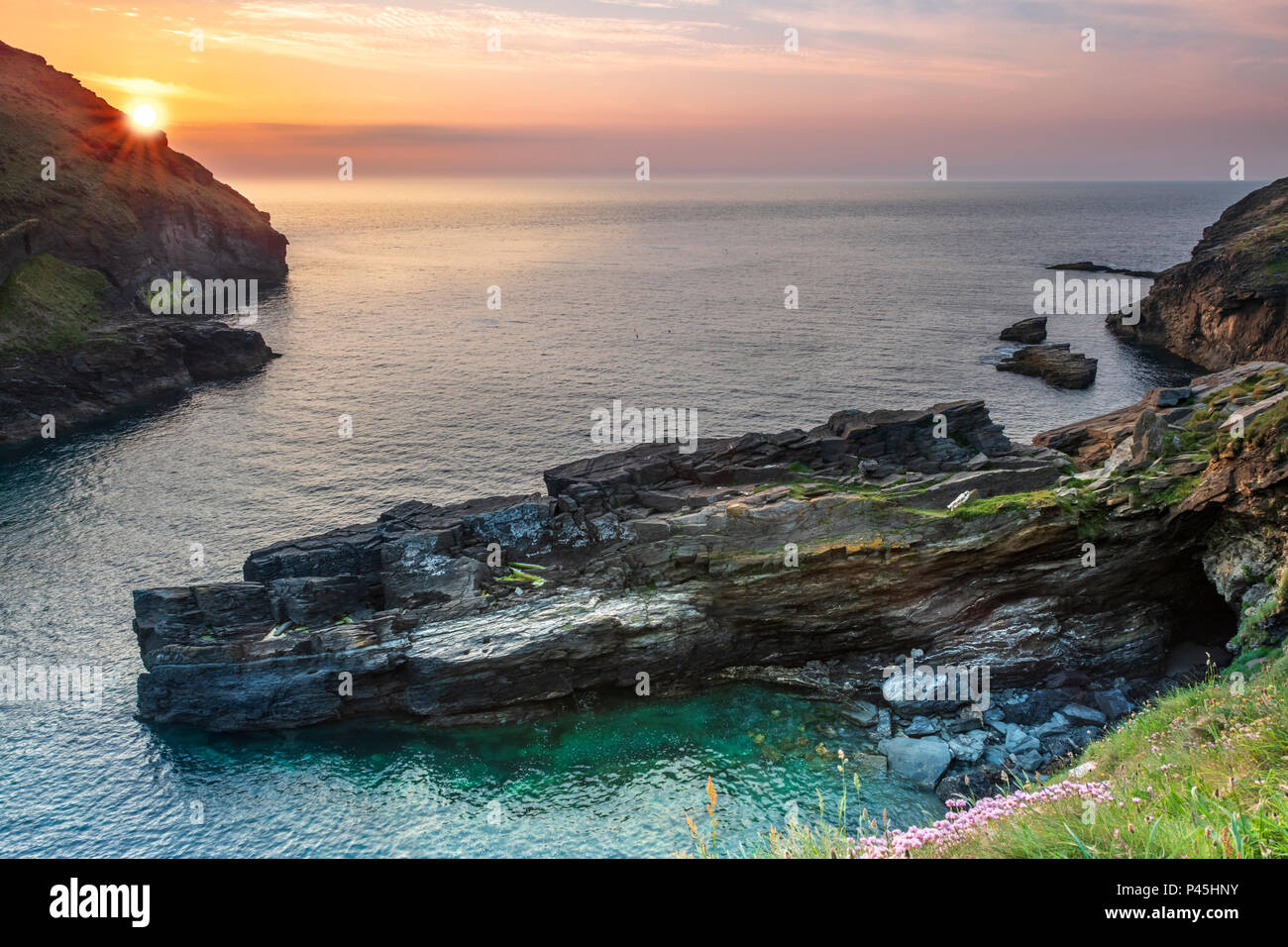 Cornwall landscape hi-res stock photography and images - Alamy