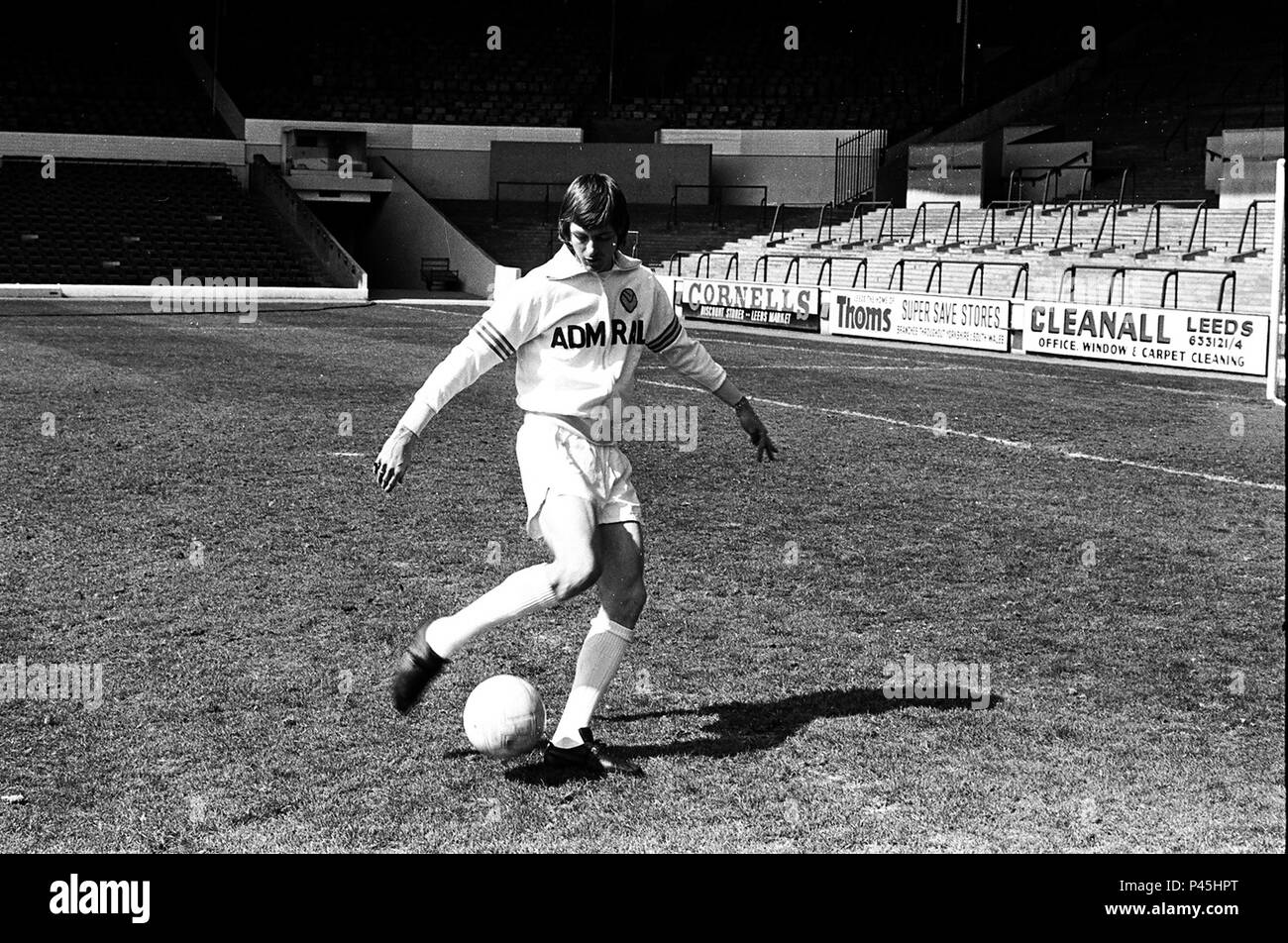 Allan Clarke training 1974 Leeds United Stock Photo - Alamy