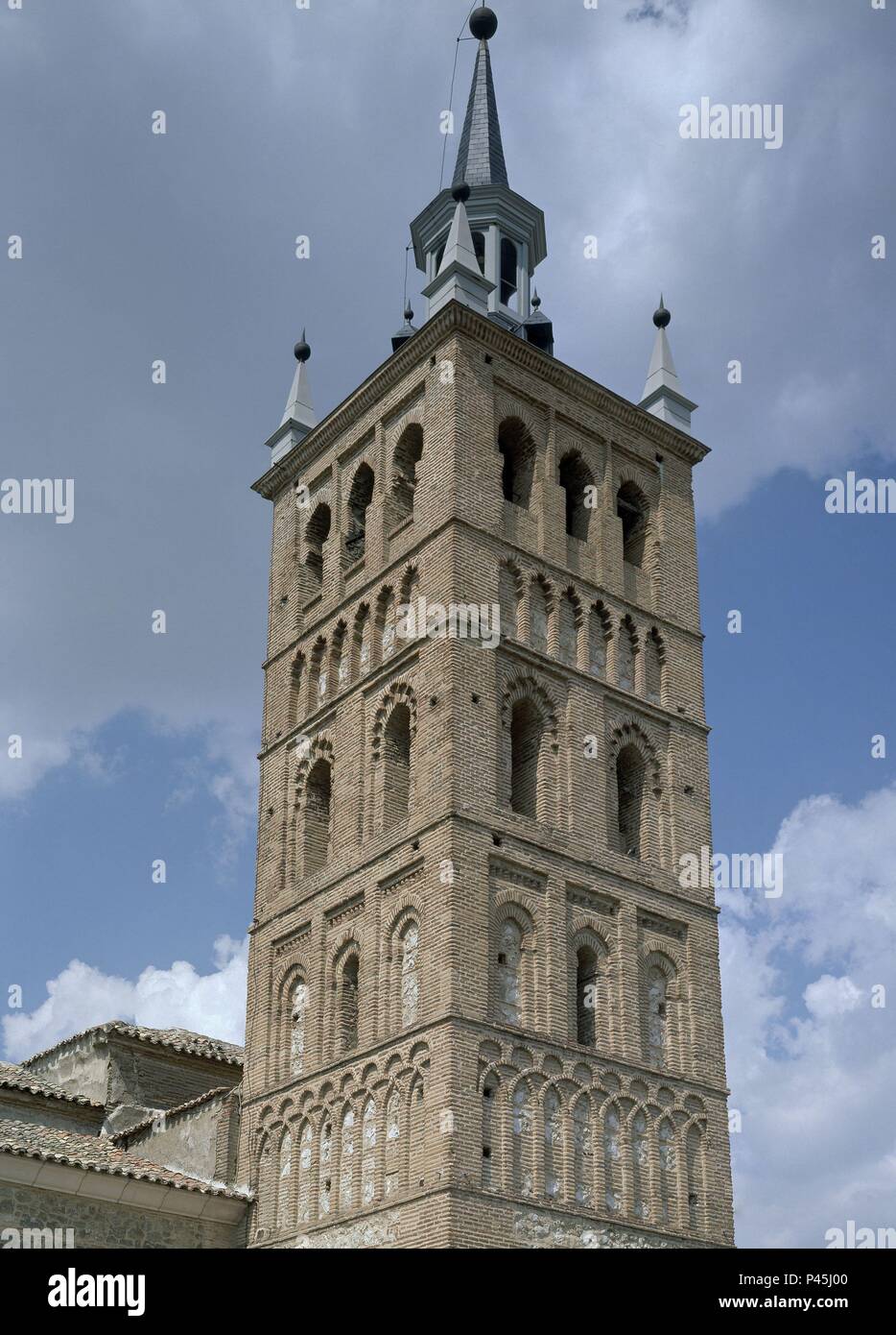 TORRE DE LA IGLESIA DE SANTA MARIA - SIGLO XIV - ESTILO MUDEJAR ...
