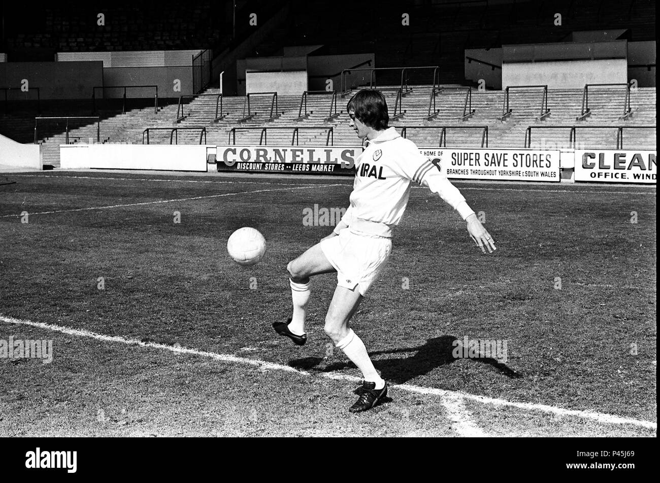 Allan Clarke training 1974 Leeds United Stock Photo - Alamy