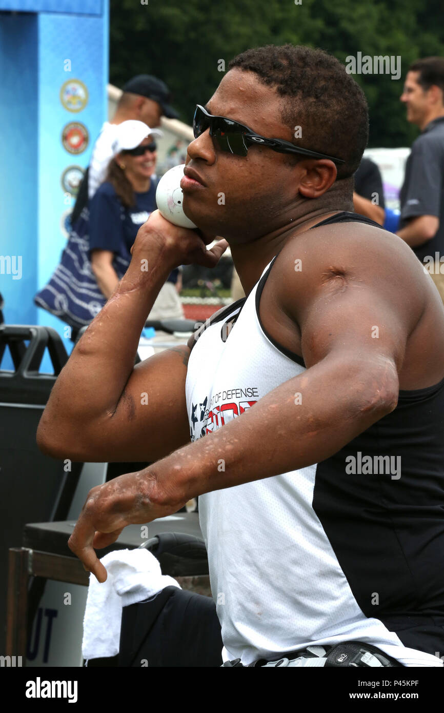 U.S. Army Veteran, Sgt. Ryan Major, of Baltimore, Maryland, prepares to ...