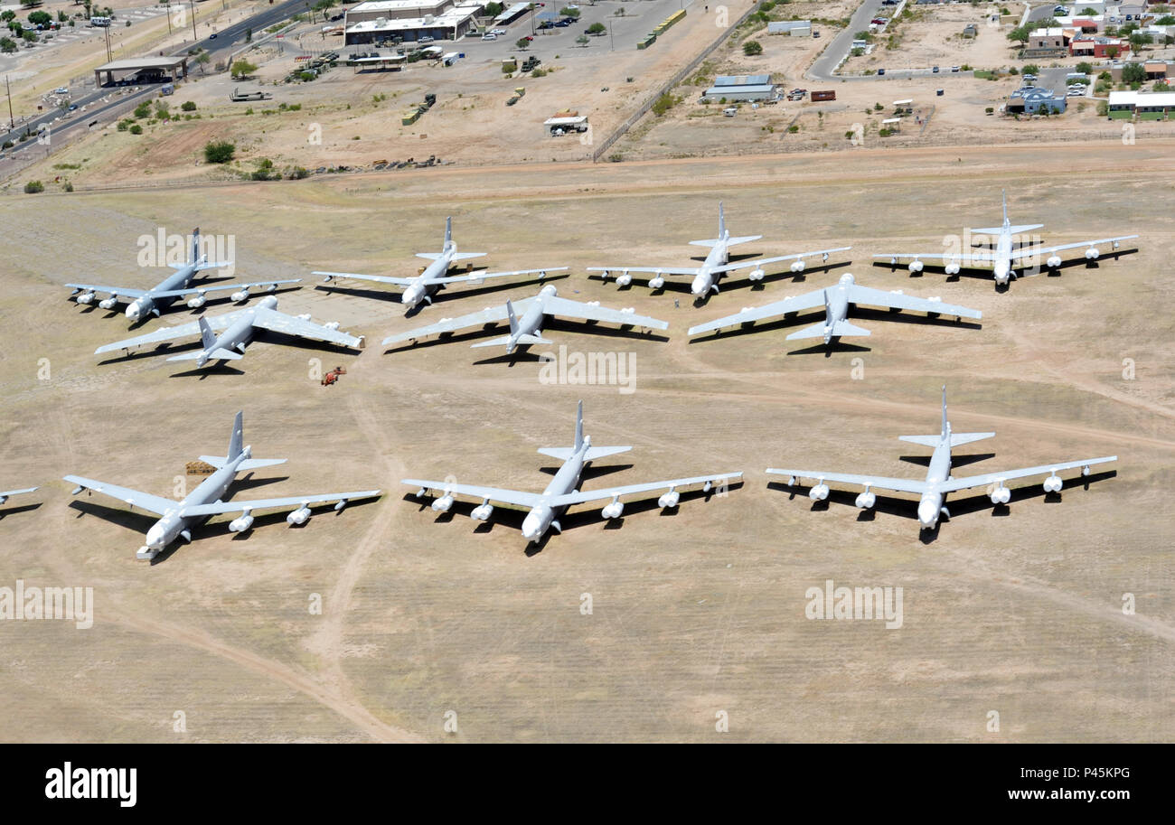 Retired aircraft sit in the 309th Aerospace Maintenance and ...