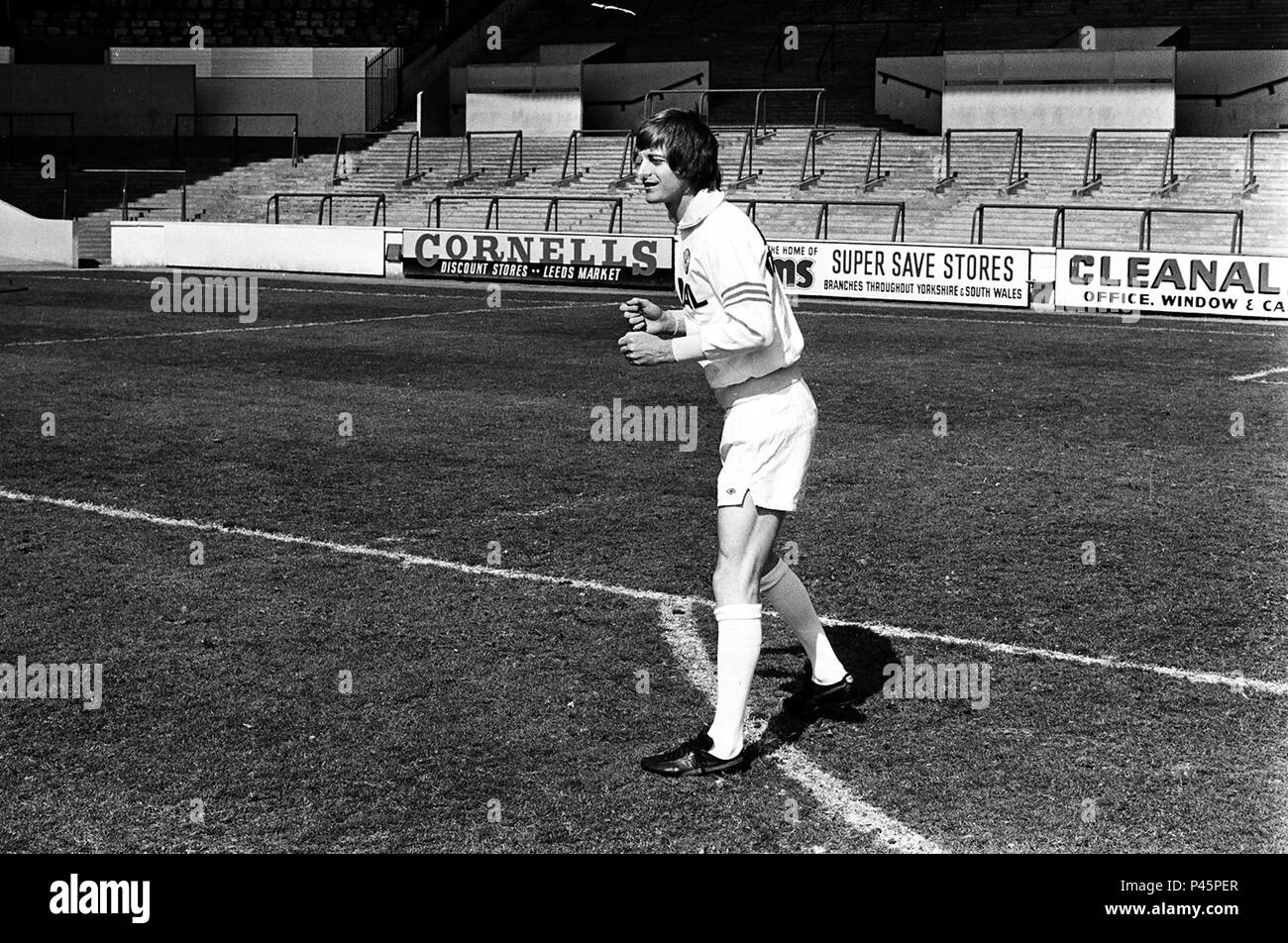 Allan Clarke training 1974 Leeds United Stock Photo - Alamy