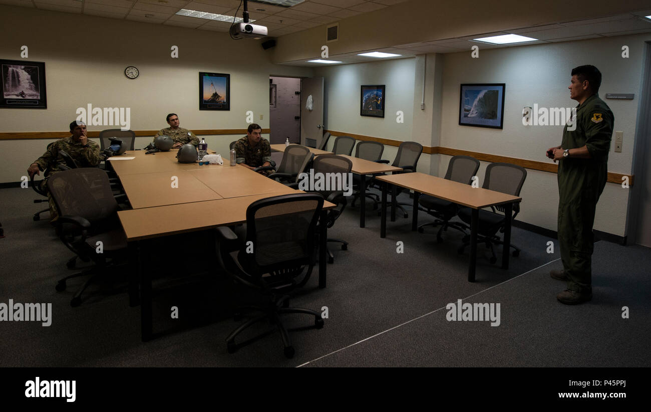 Med students classroom hi-res stock photography and images - Alamy