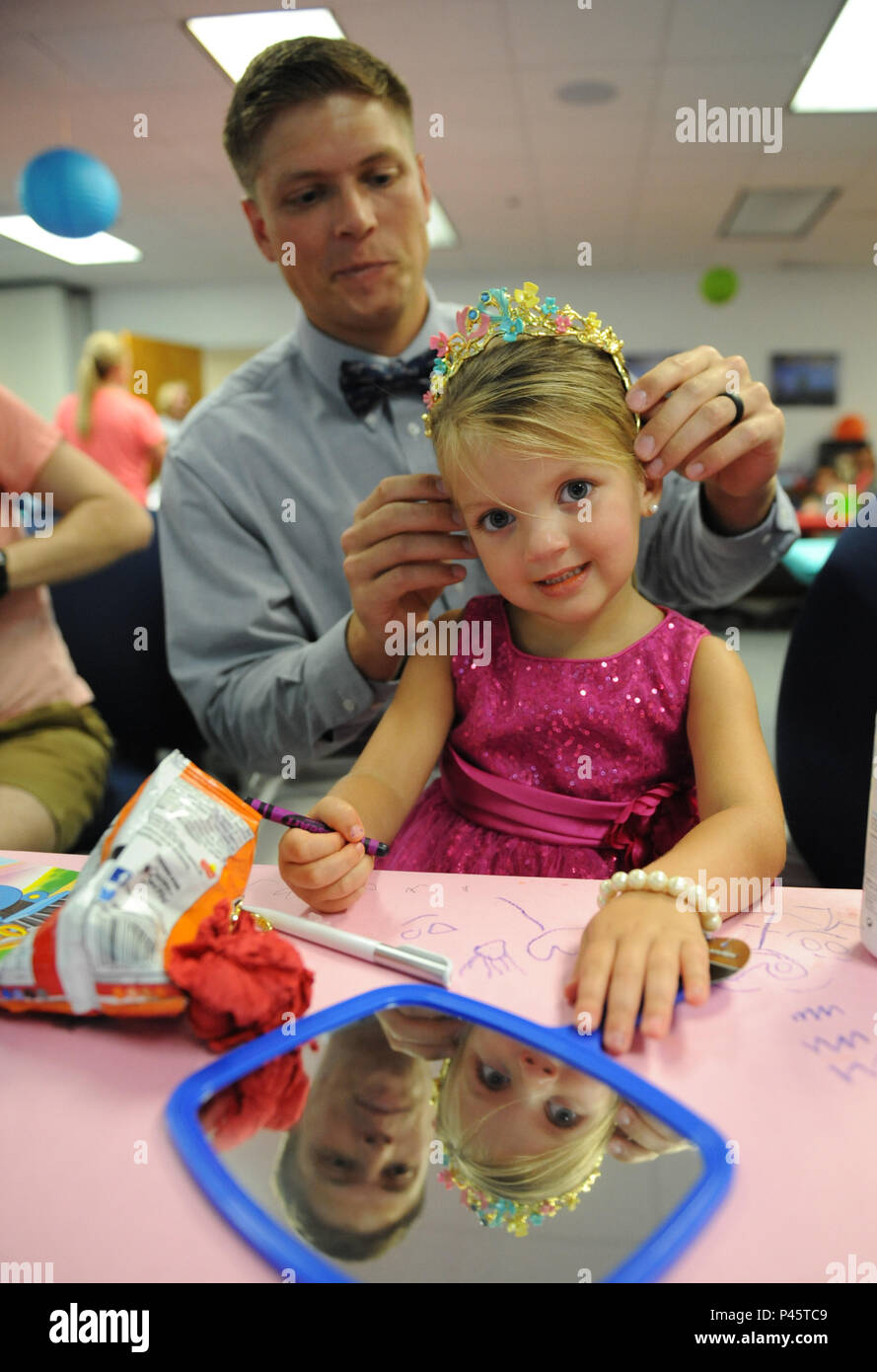 Practical learning techniques hi-res stock photography and images - Alamy